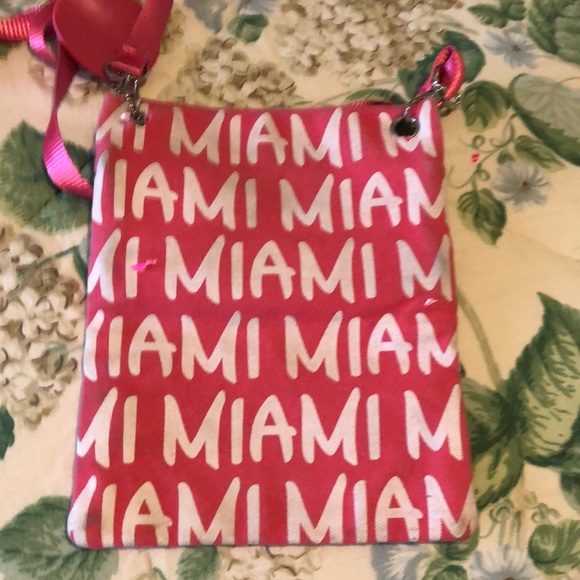 Robin Ruth | Bags | Robin Ruth Cross Body Purse Is A Necessity For ...